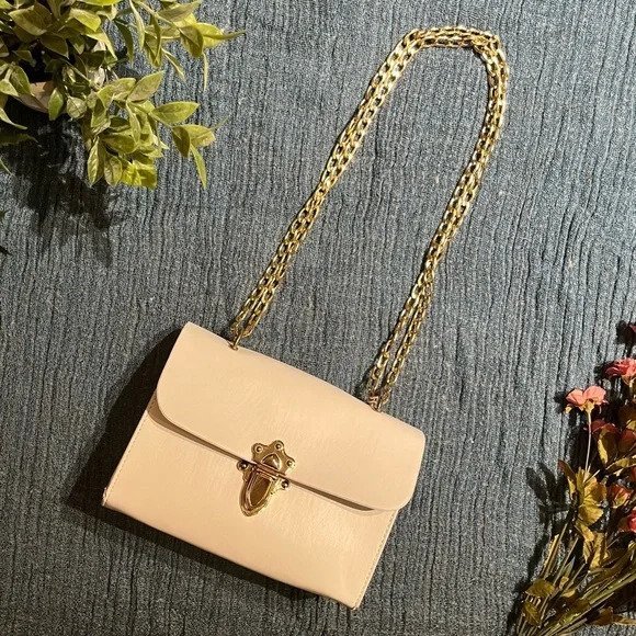 Best in Bags Posh Party on Poshmark